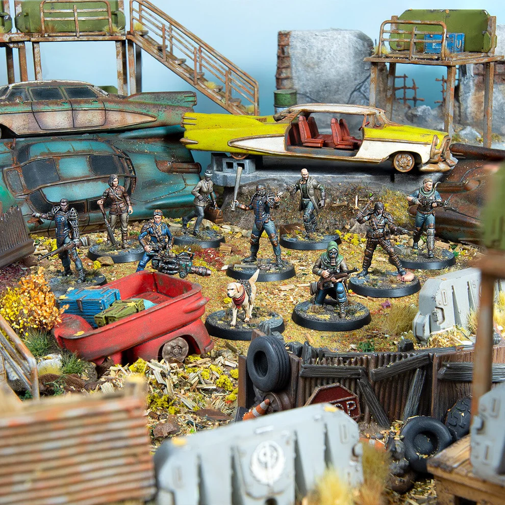 FALLOUT MINIATURES: WASTELAND SURVIVORS CORE SET (PLASTIC) - Carta Magica